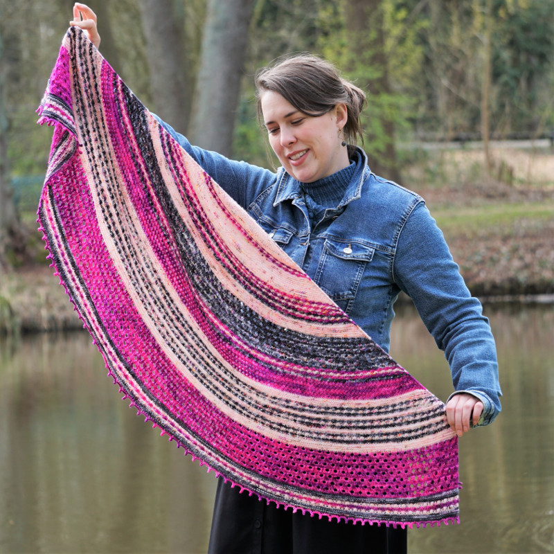 Creative Flow Shawl | HERBGARDEN knitwear